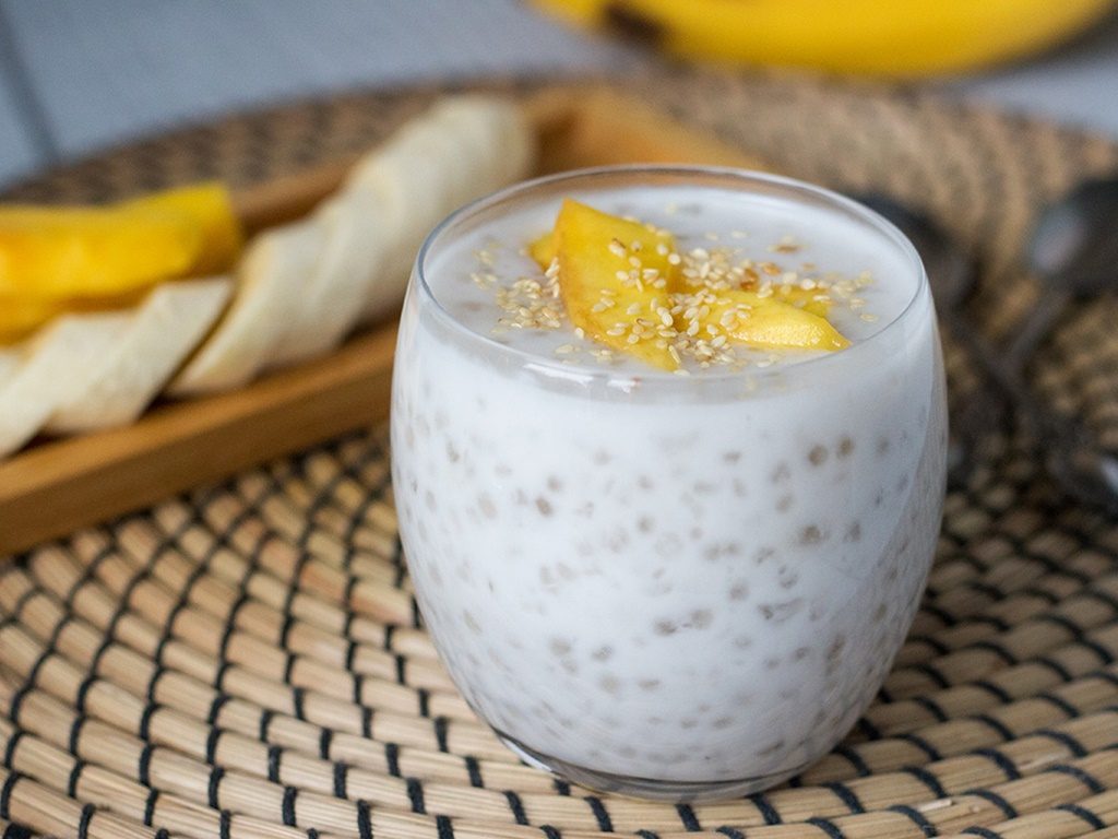 How To Make Banana Sweet Soup - HA Food Tours